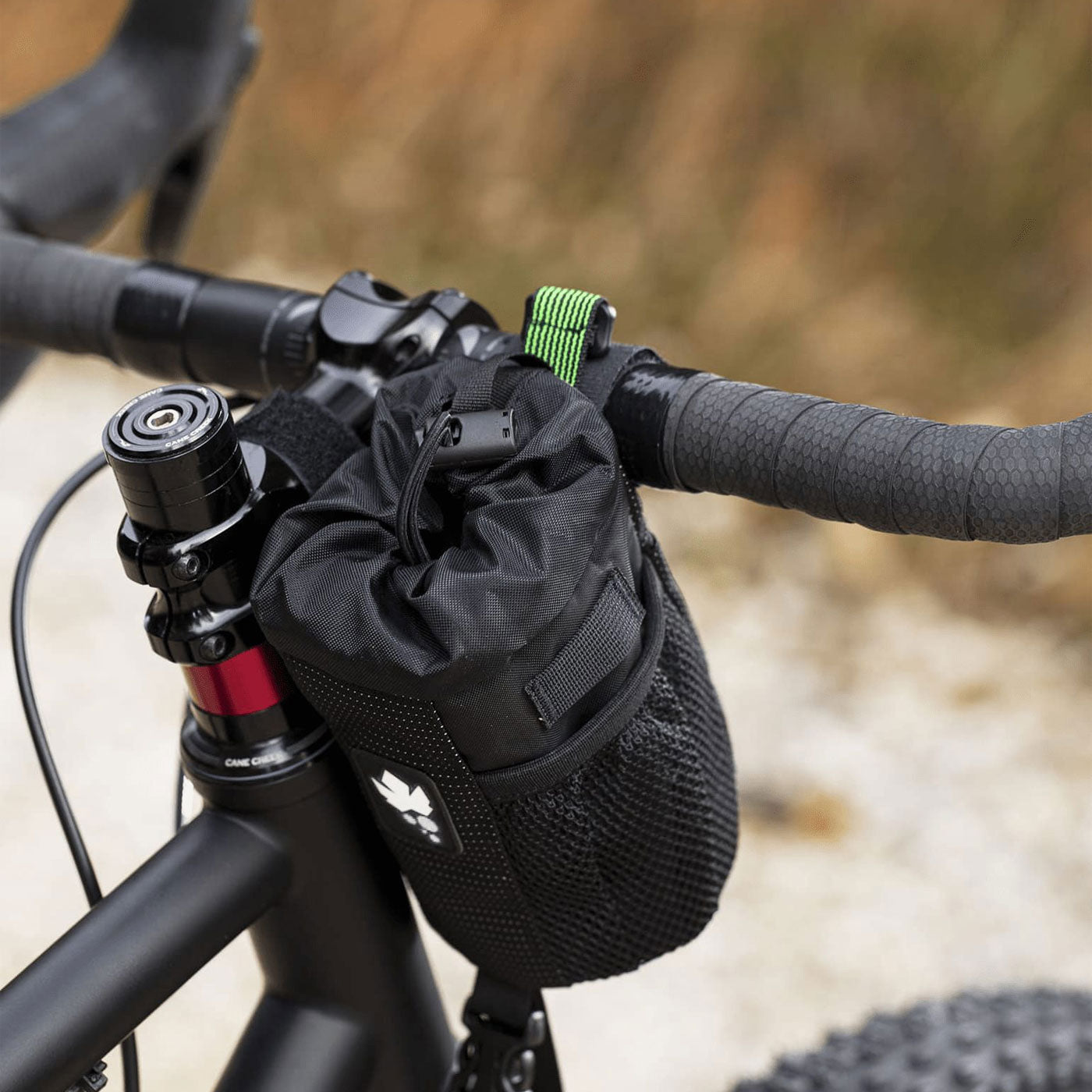 Miss Grape Bud Adventure Handlebar Bag - Black