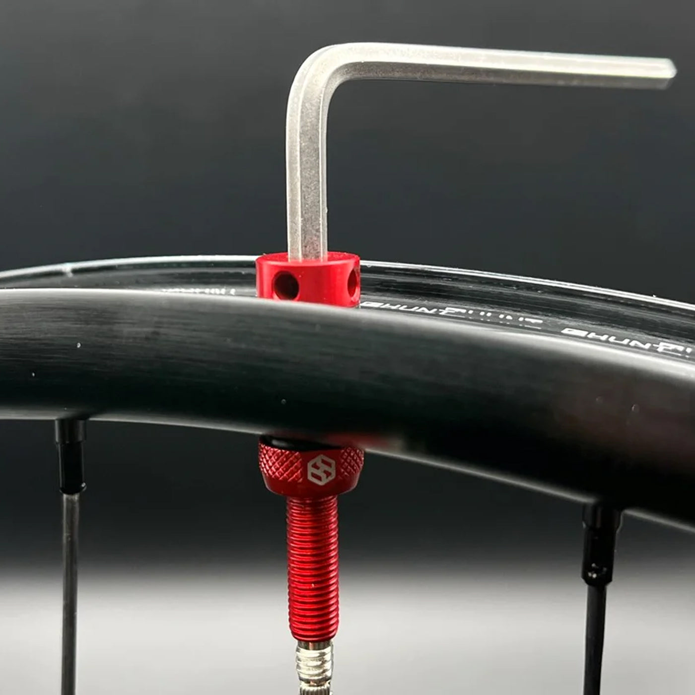 Muc-off 44mm Valve - Red