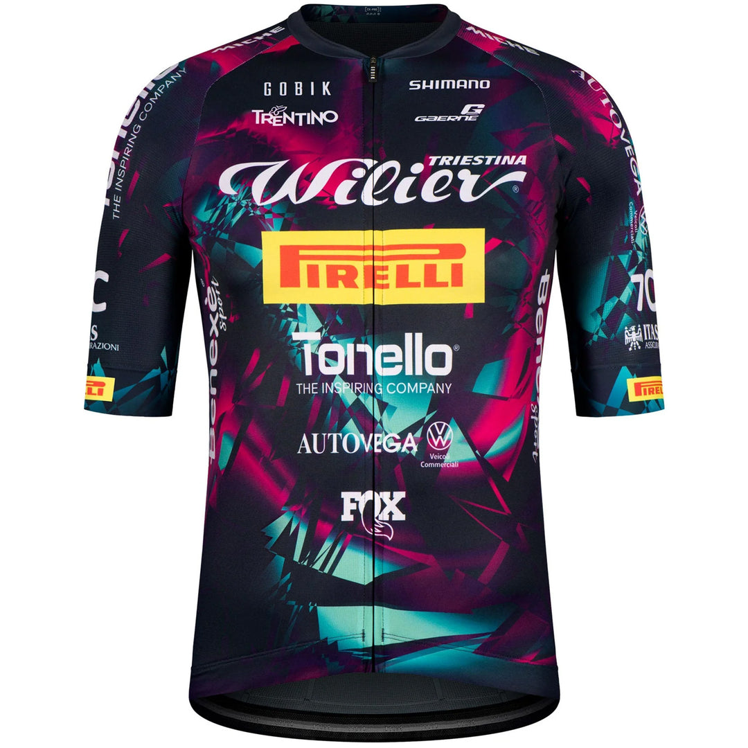 Trek Pirelli: cycling clothing | All4cycling